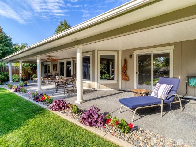 2336 Hawk Drive