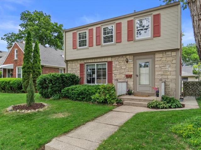 2336 S 67th St, West Allis, WI 53219