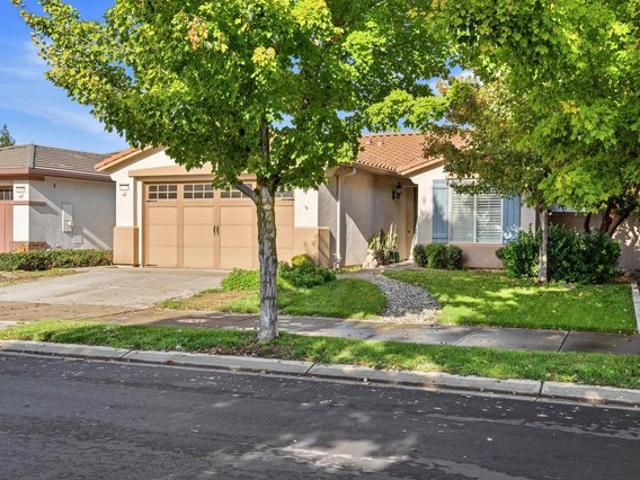 2336 Shadow Berry Dr, Manteca, CA 95336