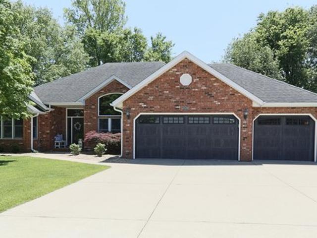 2336 W Camino Alto St, Springfield, MO 65810