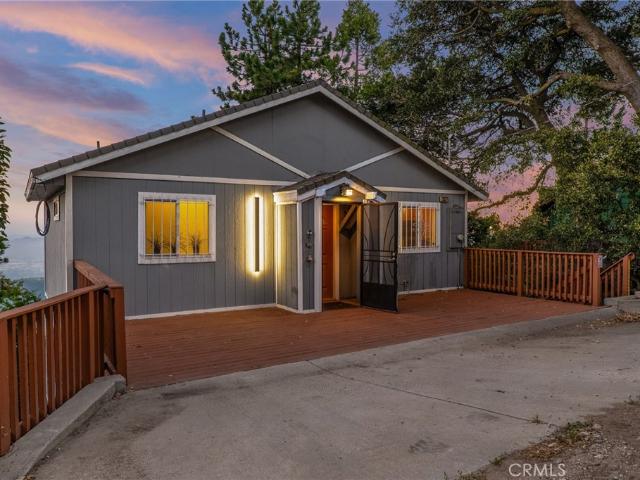 23377 Crestview