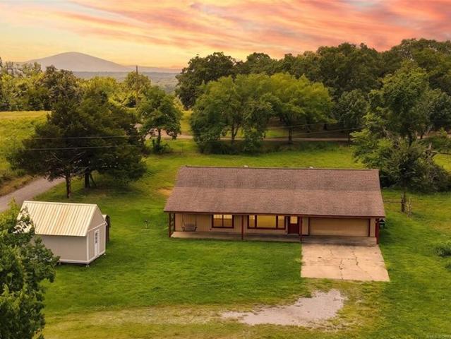 23377 Shoup Rd, Cameron, OK 74932