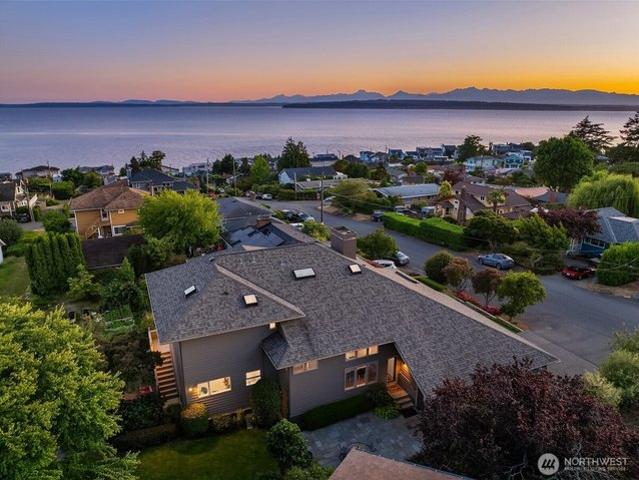 2337 NW 194th Pl, Shoreline, WA 98177