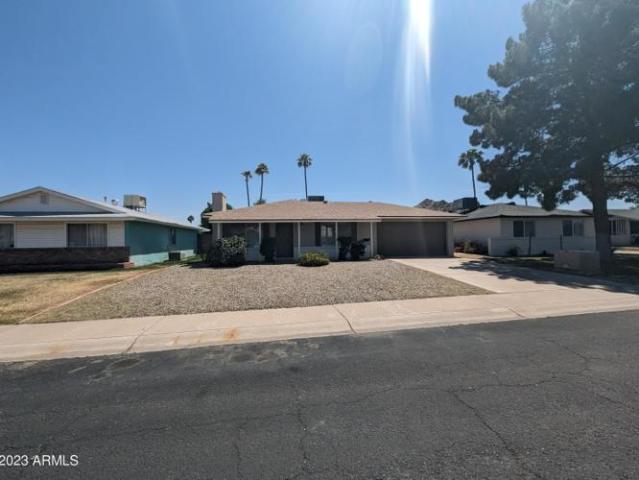 2337 E Shaw Butte Dr, Phoenix, AZ 85028