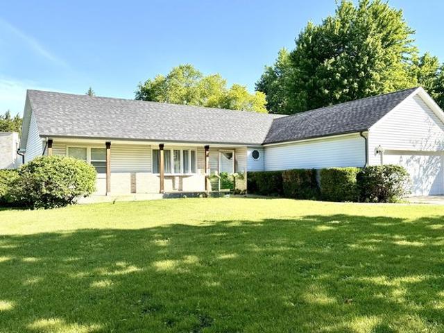 2337 Golfview Dr, Joliet, IL 60435