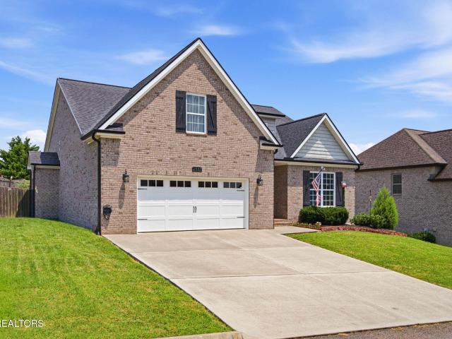 2337 Hickory Crest Lane