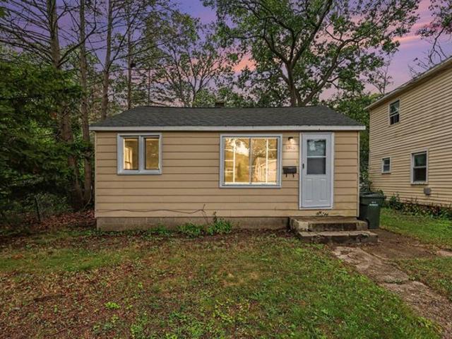 2337 Philo Ave, Muskegon, MI 49441