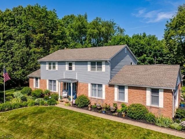 2337 Reno Dr, Louisville, OH 44641