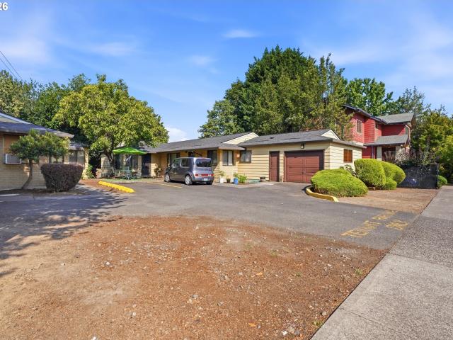2337 SE 48TH AVE