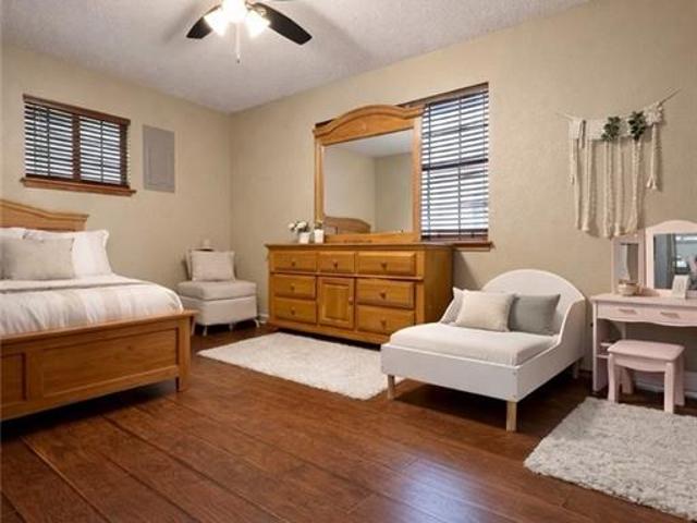 23381 US Highway 281