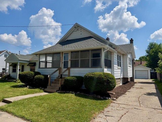 2338 N Charles St, Saginaw, MI 48602