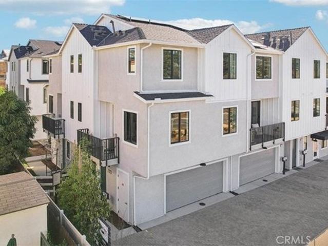 2338 Golden Blaze Gln, Escondido, CA 92025