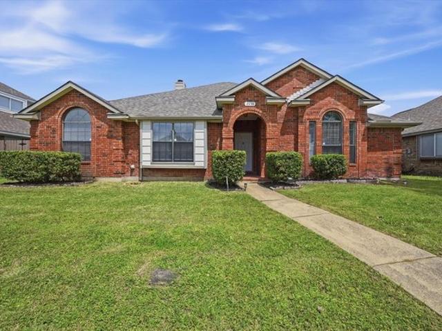 2338 Stillwater Dr, Mesquite, TX 75181