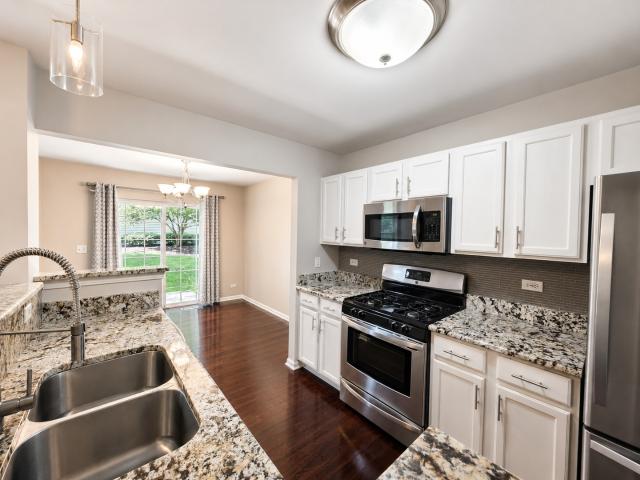 2338 stoughton circle # 2338