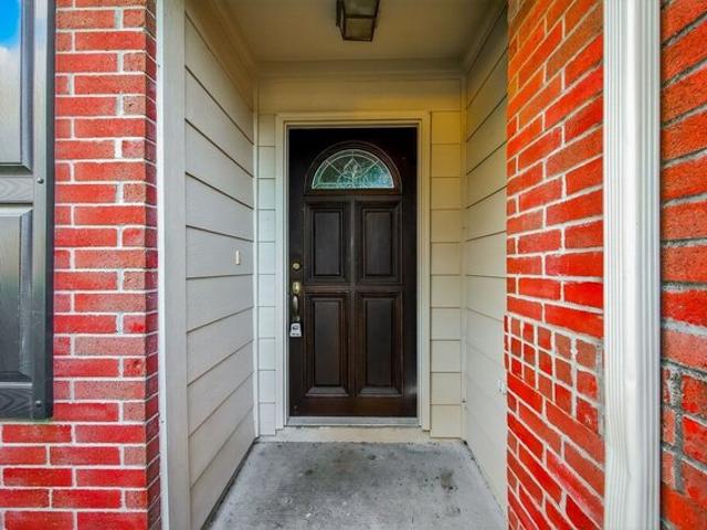 2338 Summit Meadow Dr, Houston, TX 77489