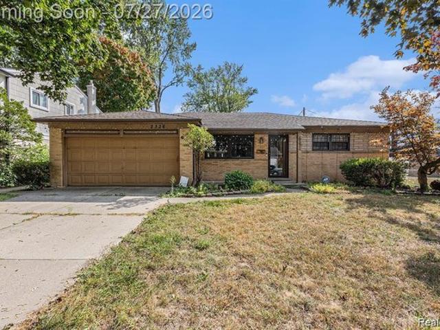 2338 Walter Ave, Warren, MI 48092