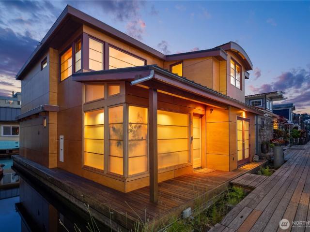 2339 Fairview Ave E, Unit L, Seattle, WA 98102 | MLS #2515 | Compass