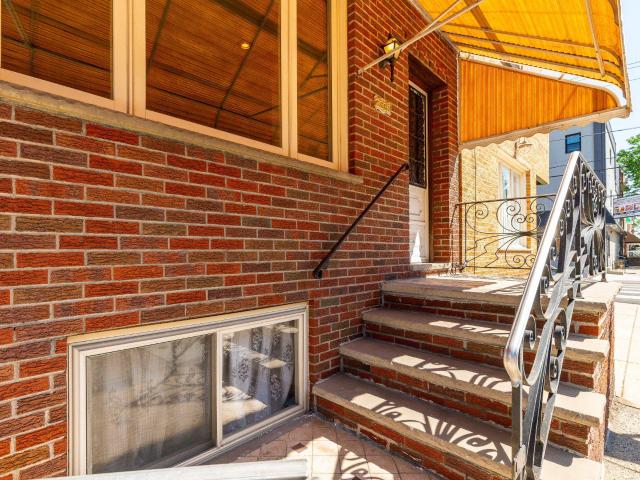 2339 S 12th St, Philadelphia, PA 19148 | MLS #PAPH2612 | Compass