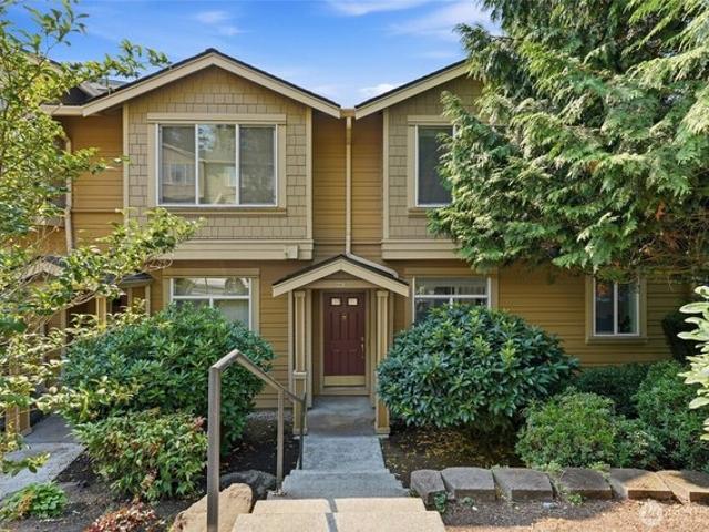 23300 SE Black Nugget Rd Unit M2, Issaquah, WA 98029