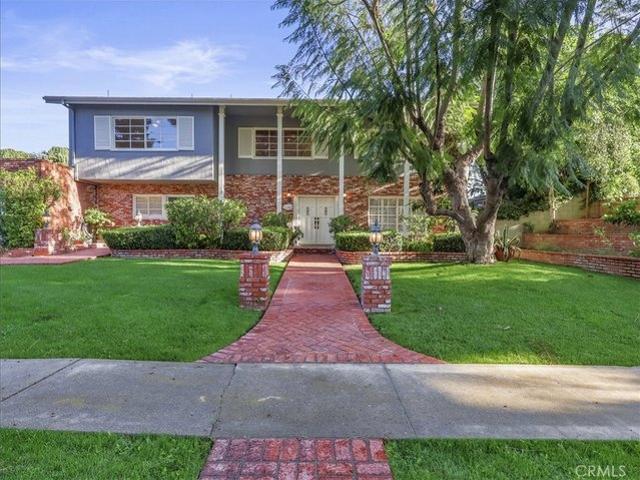 23301 Blythe St, West Hills, CA 91304