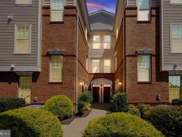 23305 Milltown Knoll Sq Unit 103, Ashburn, VA 20148