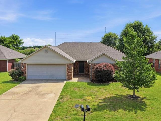 2330 Orchid Dr, Conway, AR 72034