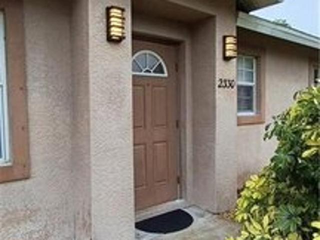 2330 Della Dr, Naples, FL 34117