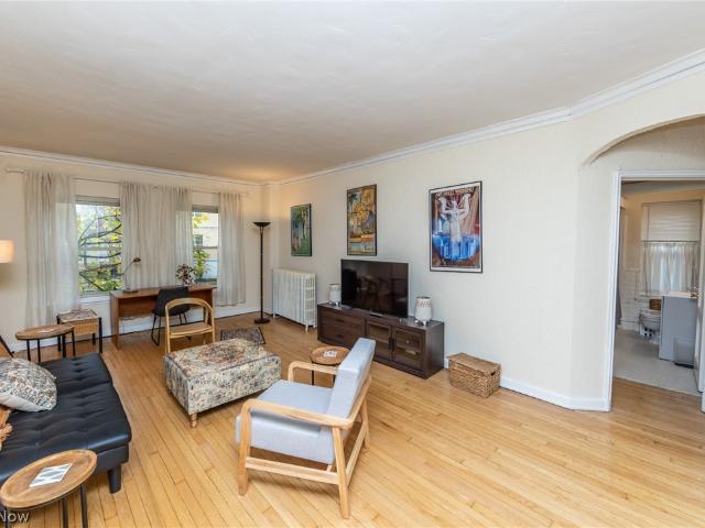 2330 Euclid Heights Boulevard 105