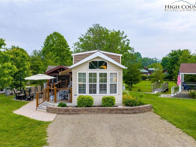 2330 Edmonds Road
