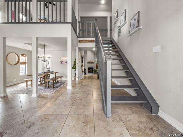 2330 Encino Pt