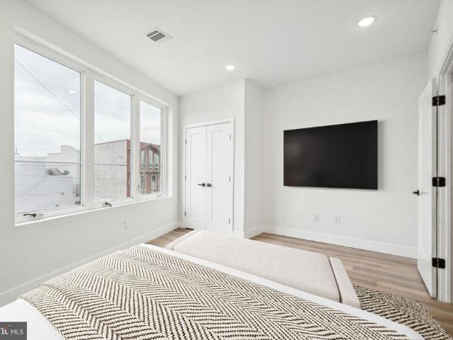 2330 Frankford Avenue # 3