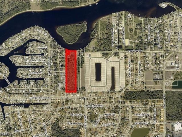 2330 Lazy River Ln, Fort Myers, FL 33905