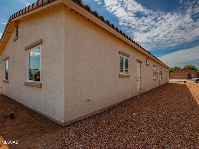2330 W Diamond St, Tucson, AZ 85705