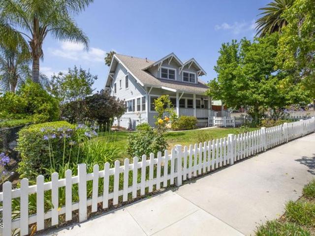 2330 Yosemite Dr, Eagle Rock, CA 90041