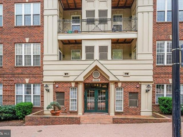 2330 14th St N Apt 407, Arlington, VA 22201