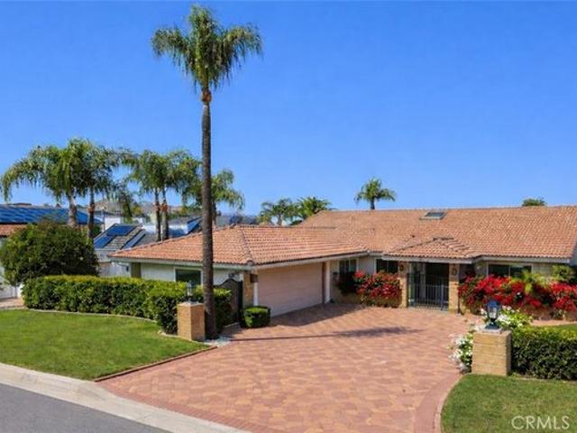 23316 Gray Fox Dr, Canyon Lake, CA 92587