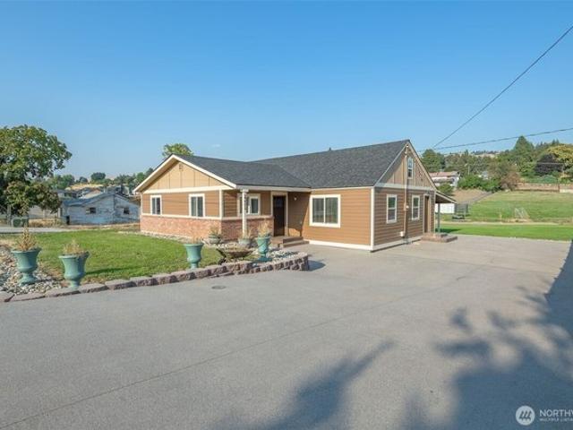 2331 NW Columbia Ave, East Wenatchee, WA 98802