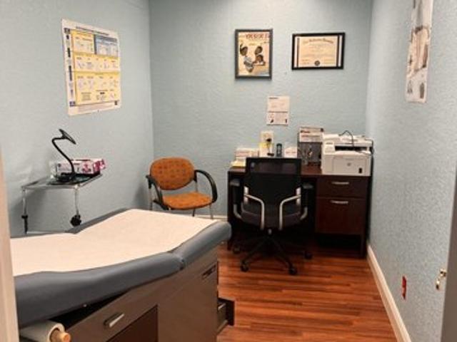 2331 N State Road 7 Ste 207, Lauderhill, FL 33313