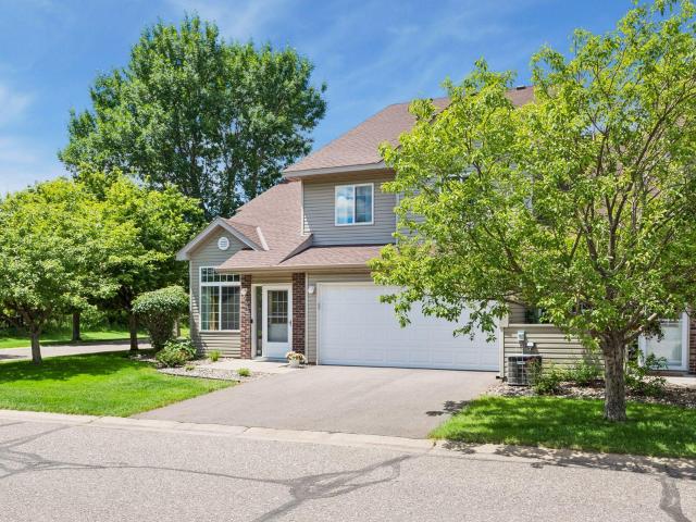 2331 Oakridge Circle