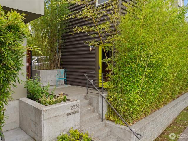 2331 E Madison Street