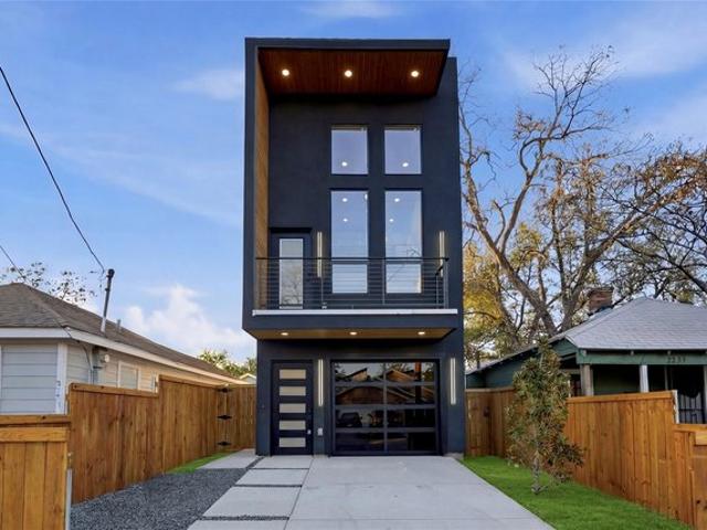 2331 Lowery St, Dallas, TX 75215
