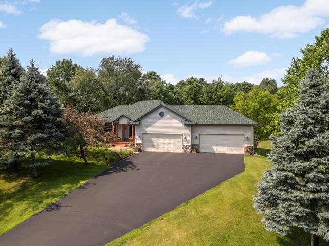 23322 Isanti Street NE