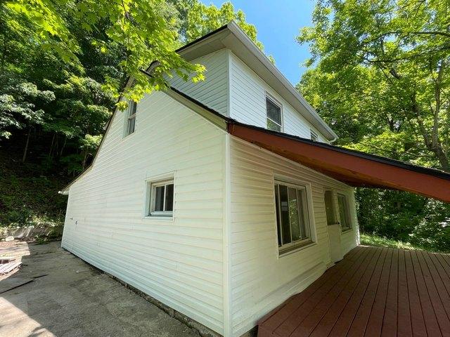 2332 Mile Fork Rd, Charleston, WV 25312