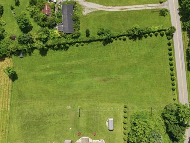 2332 Gaffney Rd, Crab Orchard, KY 40419