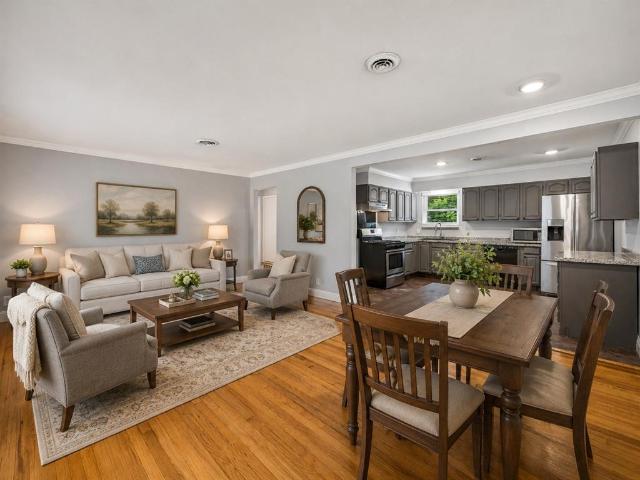 2332 Hartline Drive