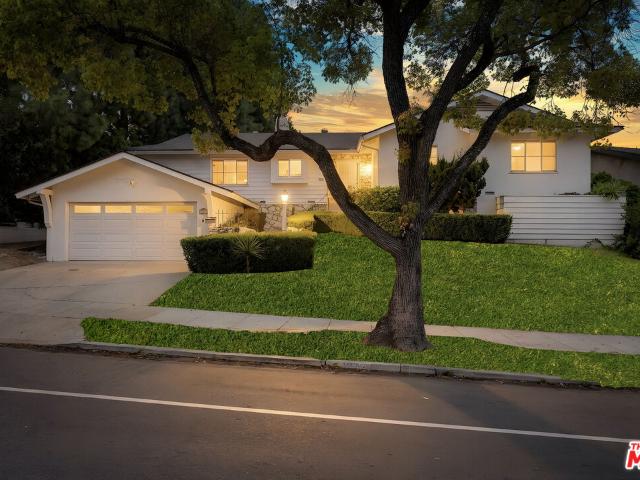 2332 Hillhurst Ave, Los Angeles, CA 90027 | MLS #26669 | Compass