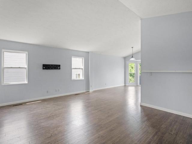 2332 Sunflower Court