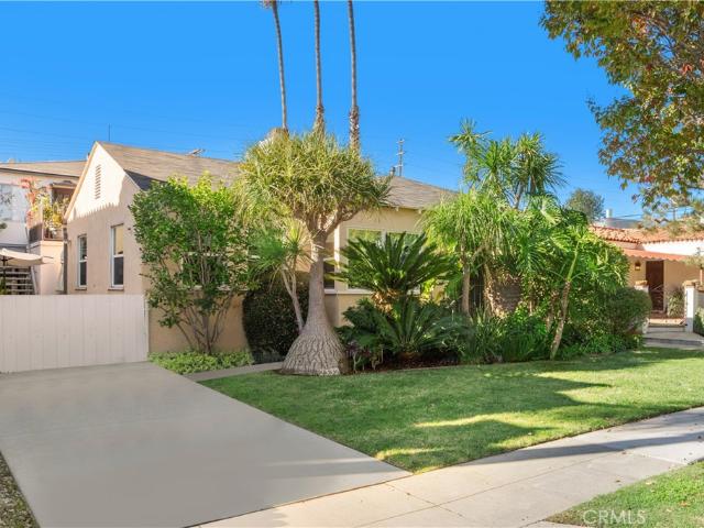 2332 20th St, Santa Monica, CA 90405 | MLS #SB25274 | Compass