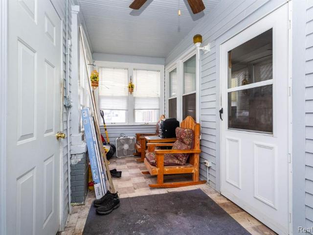 2332 8th Street
