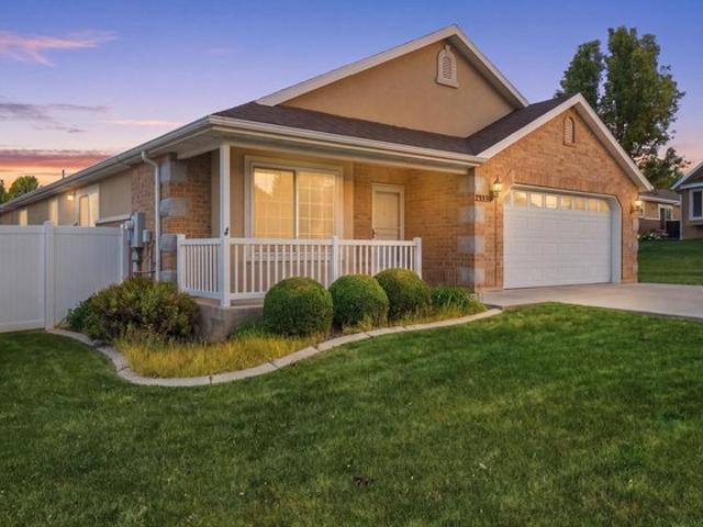 2333 N Garden Ln W Unit 32, Layton, UT 84041